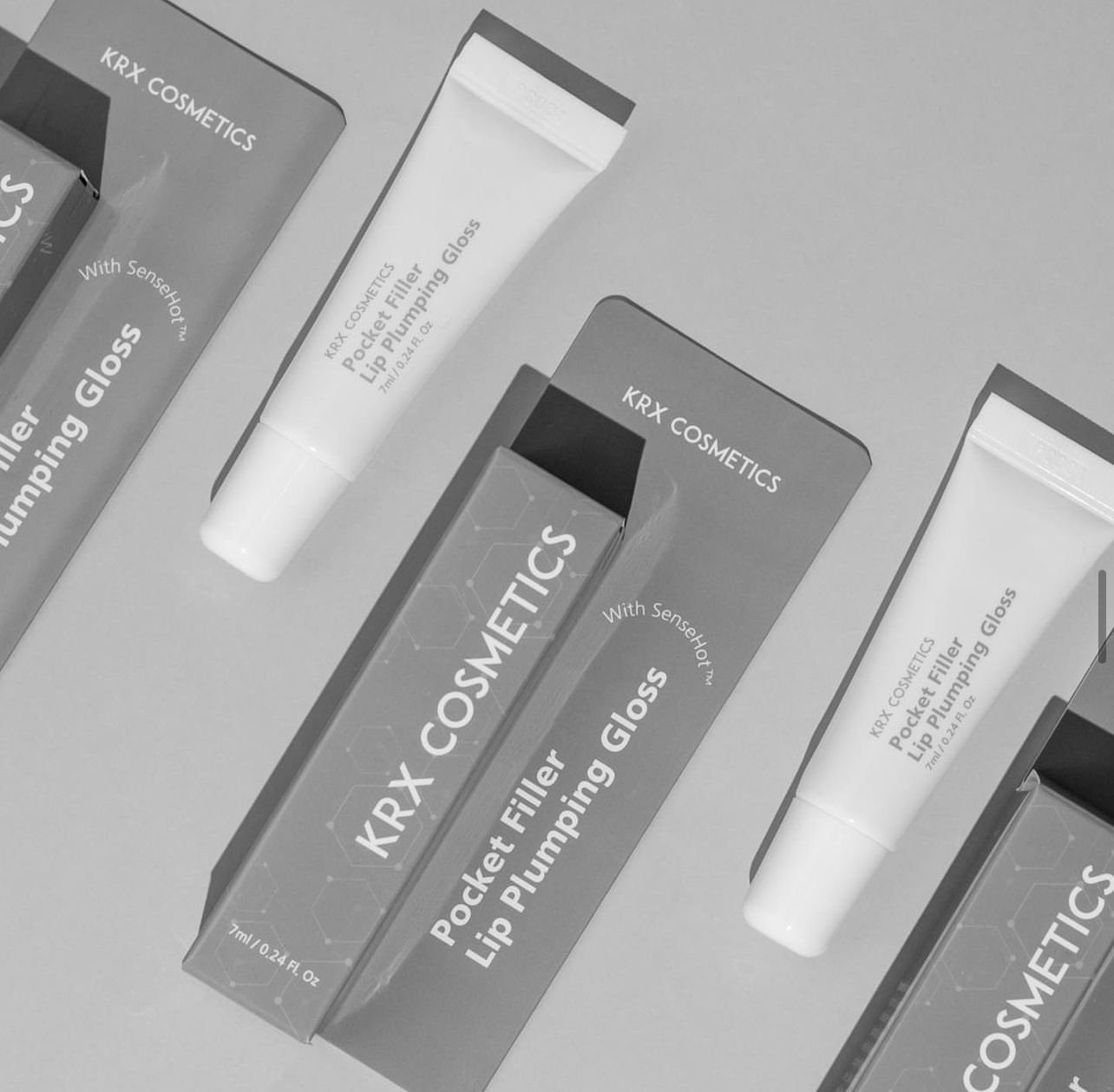 Pocket Filler - Lip Plumping Gloss - Fina